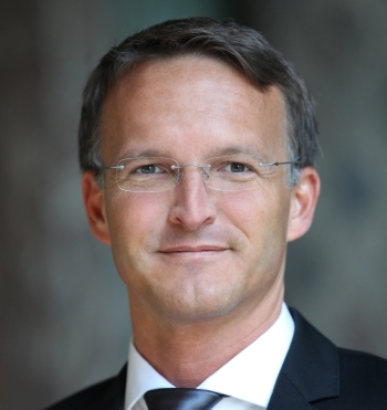 Mark Tantz an der Spitze von FCm Travel Solutions, REWE-Zentral ...